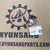 China Diesel Engine Oil Pressure Sensor L4700-38231G0 L5200-38231G0 for sale