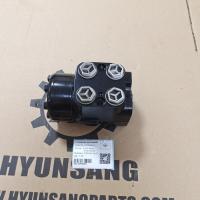 China Excavator Parts Steering Valve 81EK-00011 81EK-00010 For R140W7A R170W7A R180W9S for sale