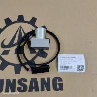 China Valve 702-21-57400 7022157400 702-21-55901 For PC240 PC290 PC300 PC350 for sale