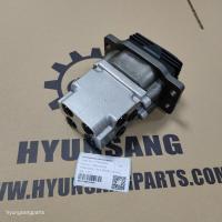 China Excavator Spare Parts Travel Pedal 31MH-20030 For R16-9 R17Z-9A for sale