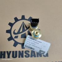 China Engine Oil Pressure Sensor 4921517 4076493 4921322 4921745 2872277 for sale