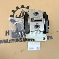 China Excavator Spare Parts Valve pilot 702-16-04250 For PC200-8 PC270-8 PC300-8 for sale