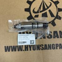 China Hyunsang Excavator Parts Main Relief Valve 31N6-17400 For R210LC-7 R220LC-7 for sale