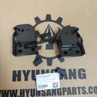 China Excavator Parts 71Q6-02480 71Q6-02490 Latch-Sliding Lh/Rh For 9-SERIES CRAWLER EXCAVATOR for sale