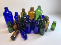 China Premium Customizable Glass Essential Oil Bottles | 5ml-100ml Dropper Bottles with Multi-Material Caps & Scale Options for sale