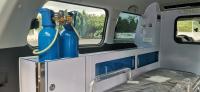China 5.2m Medical Emergency Ambulance with 106kW Gasoline Engine and 4×2 Rear Drive for Patient Transport for sale