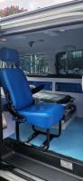 China 5.2m Medical Emergency Ambulance with 106kW Gasoline Engine and 4×2 Rear Drive for Patient Transport for sale