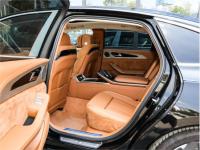 China Hongqi H9 Luxury Gasoline Limousine 5137mm Length 3060mm Wheelbase 4-5 Seats 7-Speed Automatic Transmission for sale