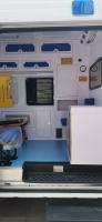 China Ford Transit Medical Ambulance 8/9 Seater Diesel 4x2 - 5820mm Length, 103kW Engine, GB17691-2018 Country VI Emission for sale