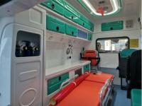 China Mercedes-Benz Medical Ambulance 2.0T Gasoline 7-Seat with 9-Speed Automatic Transmission and 2700mm Medical Cabin for sale