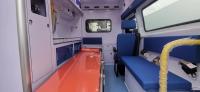 China Ford Transit Custom Ambulance 7-8 Seats Diesel 4×2 with 1998ml Engine and 3300mm Wheelbase for sale