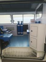 China Jinlong Medical Emergency Ambulance Gasoline 7 Seats 4×2 - 5270mm Length 2237ml Engine National VI Emission for sale