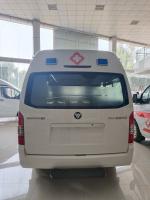 China Futian Medical Emergency Ambulance 4×2 8 Seater with 2378ml Gasoline Engine and 150km/h Top Speed for sale