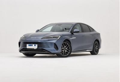 China BYD Plug-In Hybrid Sedan 5-Seater with 121km Electric Range and 17.6 kWh Battery for sale