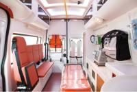 China Ford Long Axle Medical Emergency Ambulance 9-Seat Diesel 4×2 with 3750mm Wheelbase and 80L Fuel Tank for sale