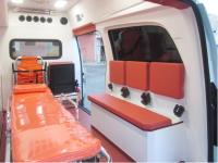China Mercedes-Benz Weiting Gasoline Ambulance 7-Seat 4×2 Automatic with 2.0L Engine and 2700mm Medical Cabin for sale