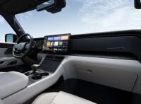 China Plug-In Hybrid Large SUV 5050mm Length 235km Electric Range Dual Motor 4WD Automatic Transmission for sale