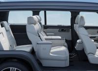 China Plug-In Hybrid Large SUV 5050mm Length 235km Electric Range Dual Motor 4WD Automatic Transmission for sale