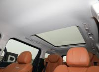 China Hongqi 7-Seater Luxury Business MPV - 2.0L Turbo Engine, 8-Speed Automatic Transmission, 5222mm Length for sale