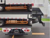 China Isuzu Cargo Insulated Tipper Truck 93KW 126HP Diesel Engine 4200×2100×2300mm Cargo Box for sale