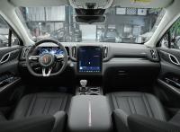 China Hongqi HS3 SUV 1.5T & 2.0T Gasoline Models with 2770mm Wheelbase and 4WD Option for sale