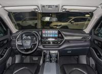 China Toyota Highlander SUV 7-Seater with 2.5L Gasoline Engine, 139kW Power and 5.82L/100km Fuel Consumption for sale