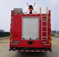 China Dongfeng 8200 Liter Water Tank Fire Truck 4×2 Diesel 169kW 6-Seater Manual Transmission for sale