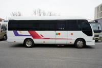 China Toyota Coaster 11-Seater Business Bus with 3956ml V6 Engine and 5-Speed Manual Transmission for sale