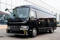 China Toyota Coaster 7-Seater Business Coach - 7005mm Length, 151kW V6 Engine, 5-Speed Manual Transmission for sale