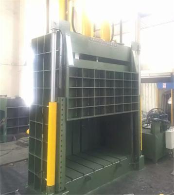 China Manual Vertical Baler Machine For Cardboard Film Straw Manual Valve Operation for sale
