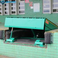 China Stationary Warehouse Mobile Container Truck Dock Leveler Hydraulic Goods Loading for sale