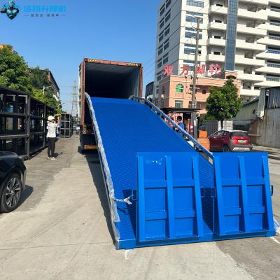 China Heavy Duty Forklifts Portable Mobile Loading Dock Cargo Unloading Ramps ODM for sale