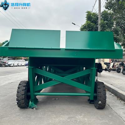 China Mobile Retractable Loading Hydraulic Dock Ramp Platform For Forklift Shipping Containers 12T-12M for sale
