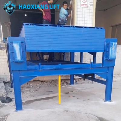 China 5T-20T Heavy-Duty Slip-Resistant Hydraulic Dock Leveler for Warehouse & Dock Cargo Transfer for sale