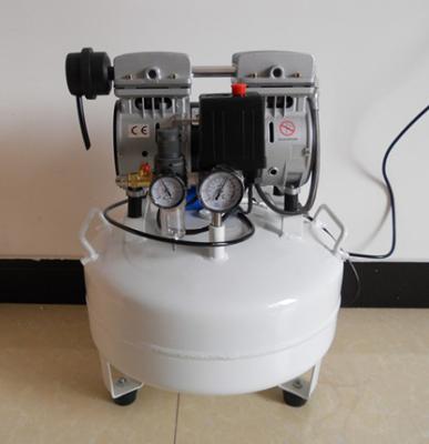China 820L/Min 7.5KW 10HP Oil-Free Medical Air Compressor - 380V Hospital Grade with 65dB Noise Level for sale