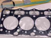 China 4LE2 For Isuzu Engine Cylinder Head Gasket Kit 5-87814313-1 for sale