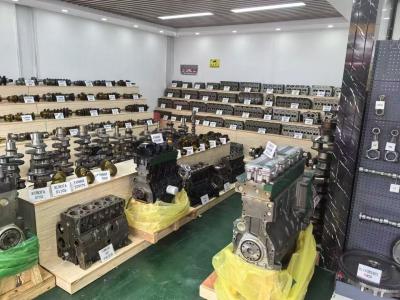 China C7.1 Engine Spare Parts For  Cylinder Head for sale