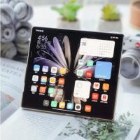 China UTG Ultra Thin Flexible Glass 0.03-0.05mm for Foldable Smartphones with 300,000+ Bend Cycles and 92% Light Transmittance for sale