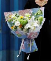 China 70gsm Printed Florist Wrapping Paper Waterproof for Bouquet for sale