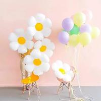 China Ins Style Cute Daisy Flower Shape Foil Balloons Globos Party Decoration for sale