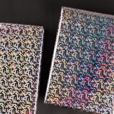 China Hologram Design Gift Wrap Paper Roll for Gift Wrapping for sale