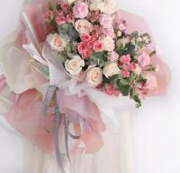 China Wholesale 100% Waterproof Iridescent Flower Bouquet Wrapping Paper for sale