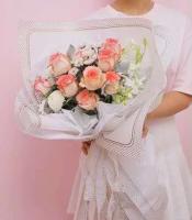 China Hansu Paper Wave Dot Border Rose Bouquet Wrapping Paper Translucent Waterproof for sale