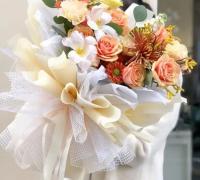 China Circular Hole Florist Bouquets Paper Poly Floral Decor Flower Wrapping Mesh for sale