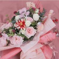 China Flower Letter Printed Personalized Gift Wrapping Paper for Reed Pulp Bouquet Packing for sale