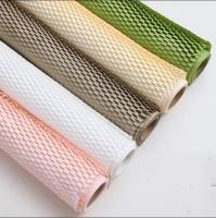 China Thickened Waterproof Honeycomb Paper Flower Wrapping Paper Customized Color Available for sale