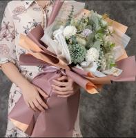 China Florist Packaging Flower Wrapping Paper with Double Sides Printing in 56*56 -2 cm for sale