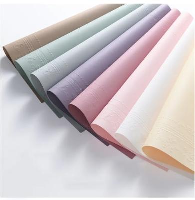 China Customized 53*53 CM Colorful 3D Printed Rose Flower Wrapping Paper for Fresh Flower for sale