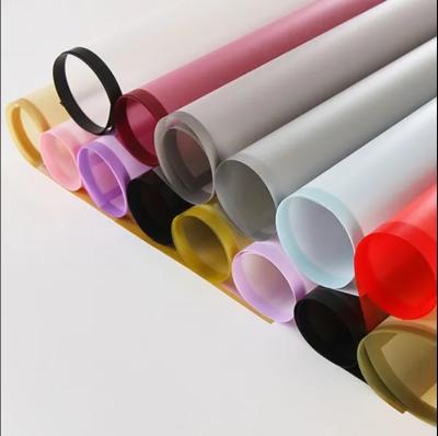 China Florist Wrapping Paper Customized Color Plastic Flower Wrap Matte Edge Waterproof for sale