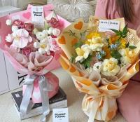 China 2024 New Arrival Hot Sale High Quality Heart Printing Colorful Waterproof Florist Bouquet  Wrapping Paper Wholesale for sale